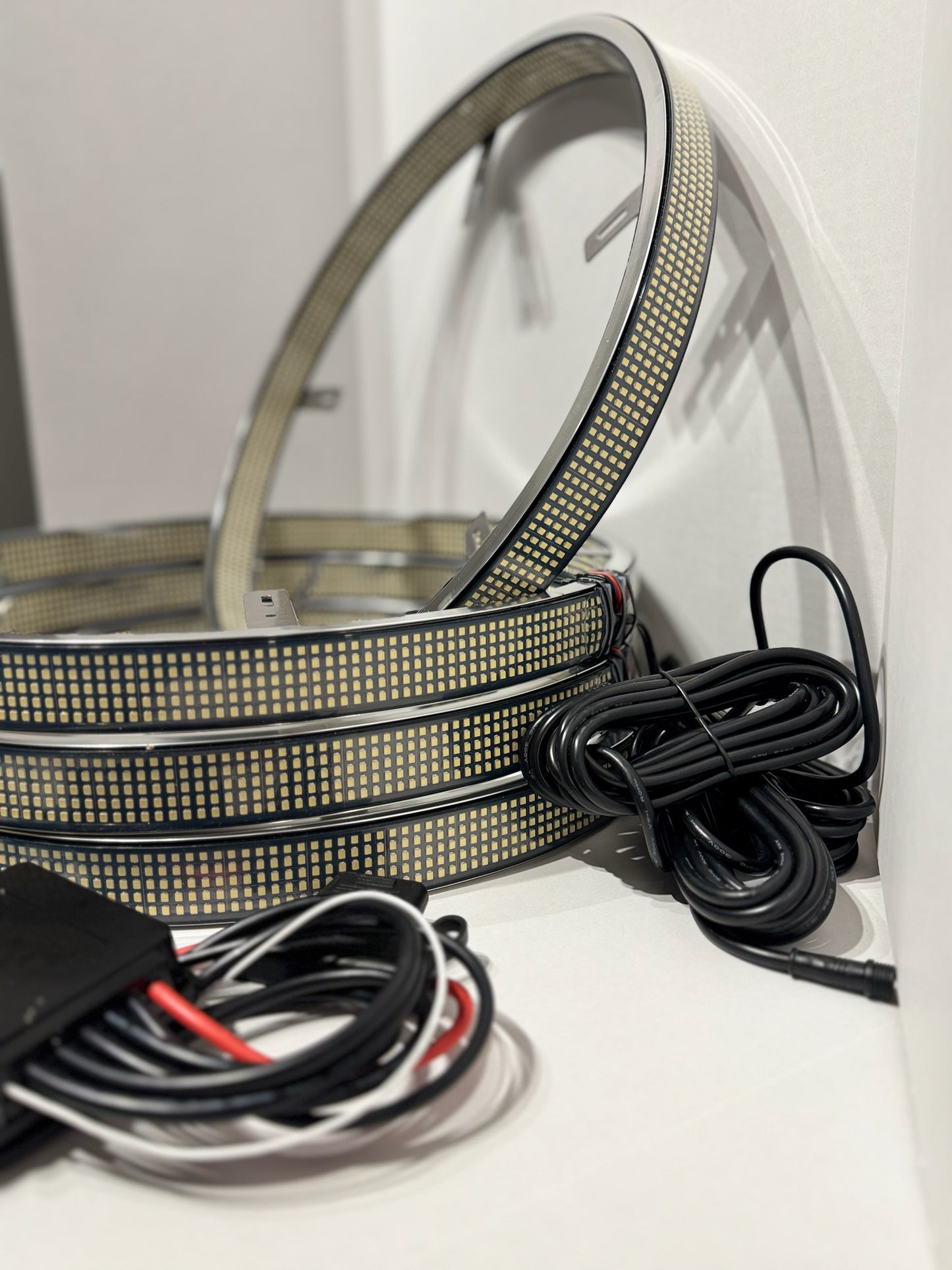10 ROW PURE WHITE WHEEL LIGHTS – Prestige Kustomz