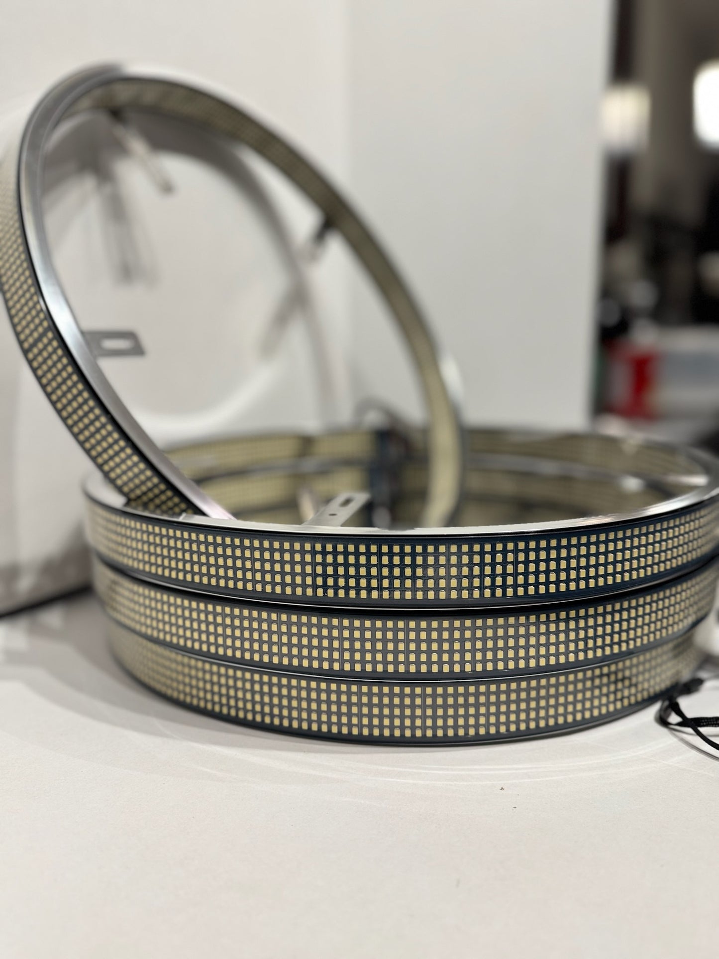 10 ROW PURE WHITE WHEEL LIGHTS – Prestige Kustomz